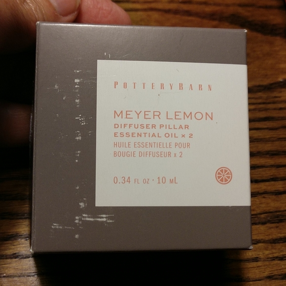 Pottery Barn | Accents | Pottery Barn Diffuser Pillar Essential Oil 2 ...